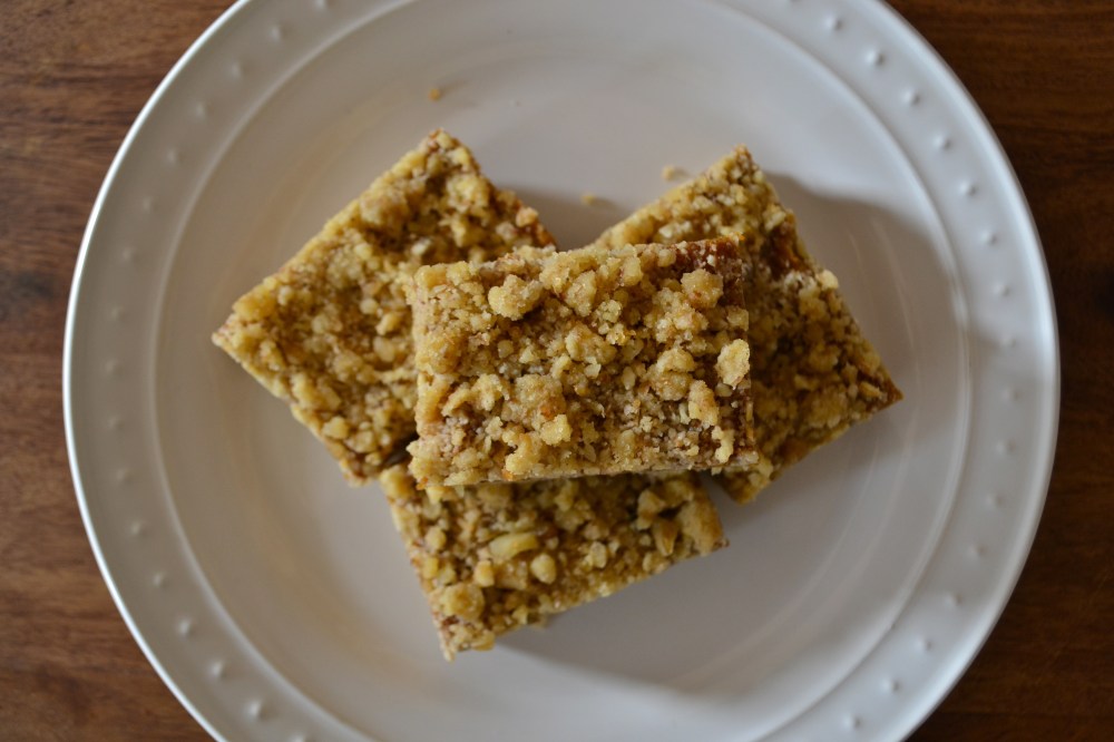 Squash walnut crumble bars | Eat Well, Be Well, Live Well